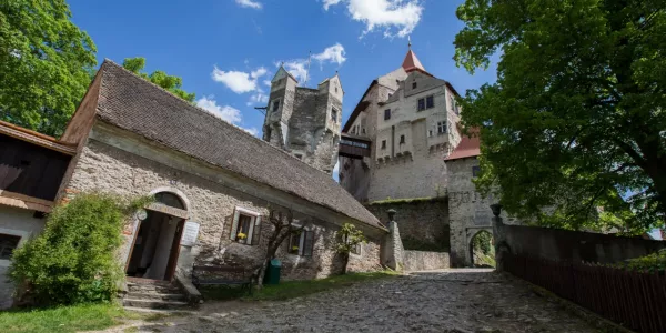 Burg Pernstein (Pernštejn) | Südmähren